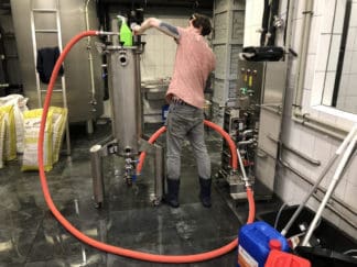 The hop extractor 200 liters for extraction hops into cold beer